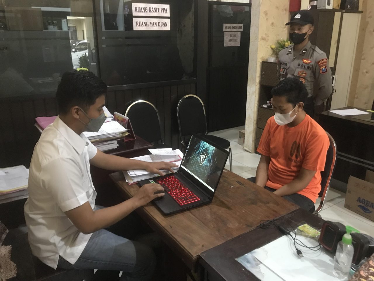 Pemuda Mojokerto Ditangkap Polisi Sebar Video Syur dengan Mantan Pacar di Medsos - FaktualNews.co