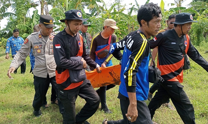 Tersengat Alat Strum Ikan, Kakek Renta di Situbondo Ditemukan Meninggal ...