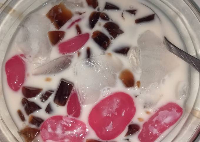 Es Kolang Kaling Sirup Gula Merah, Ini Resep dan Cara Membuatnya ...