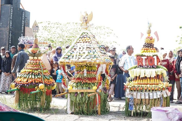 Tradisi Sedekah Bumi di Tapak Prasasti Garaman Lamongan, Antara Doa dan ...